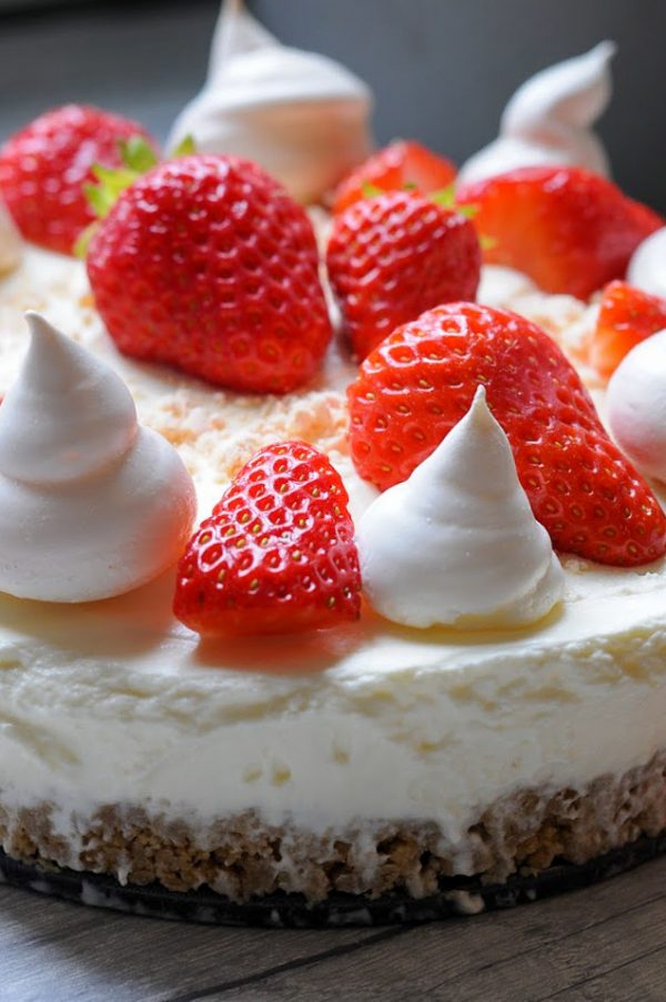 Eton Mess Cheesecake - Low Fodmap Inspiration
